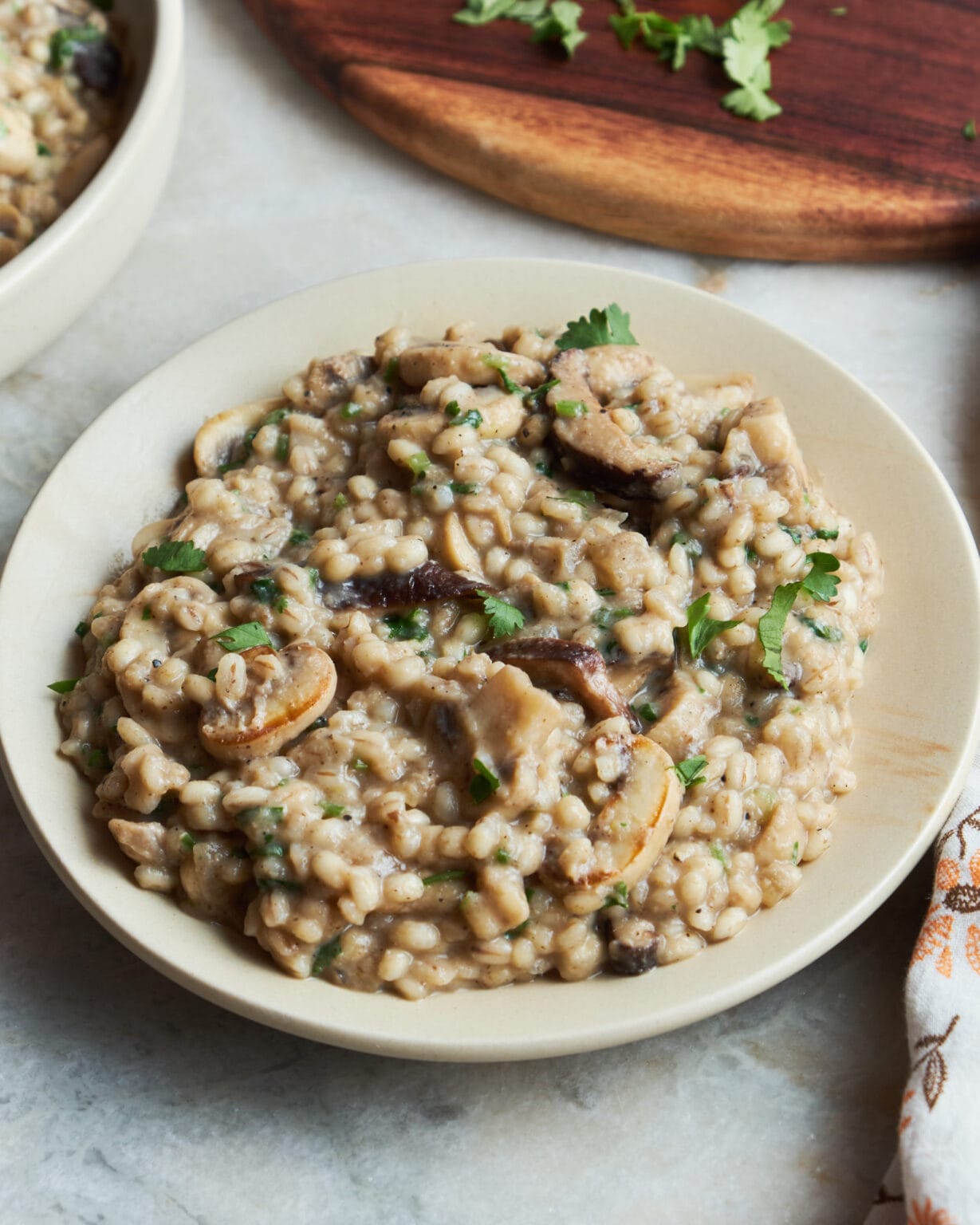 Mushroom Barley Risotto | 8 Ingredients, Vegan, Crazy YUM!